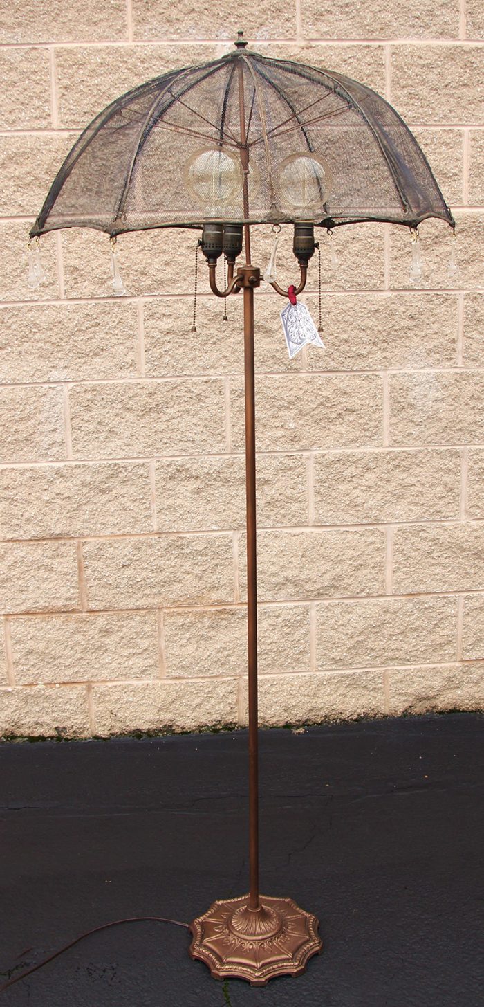 Tips on Creating Your Own Steampunk Lighting - Fantasy Decorating